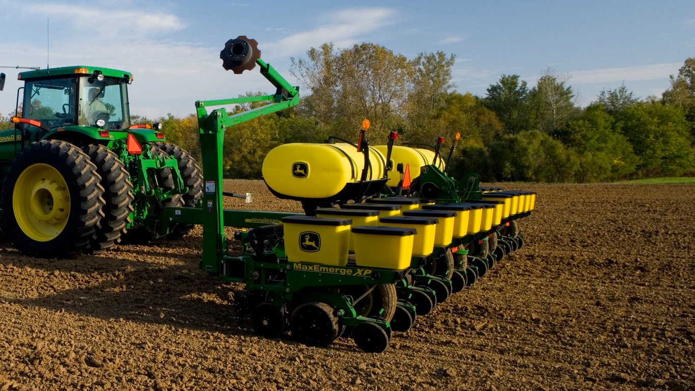 New John Deere 1765 Flex | Sloan Implement